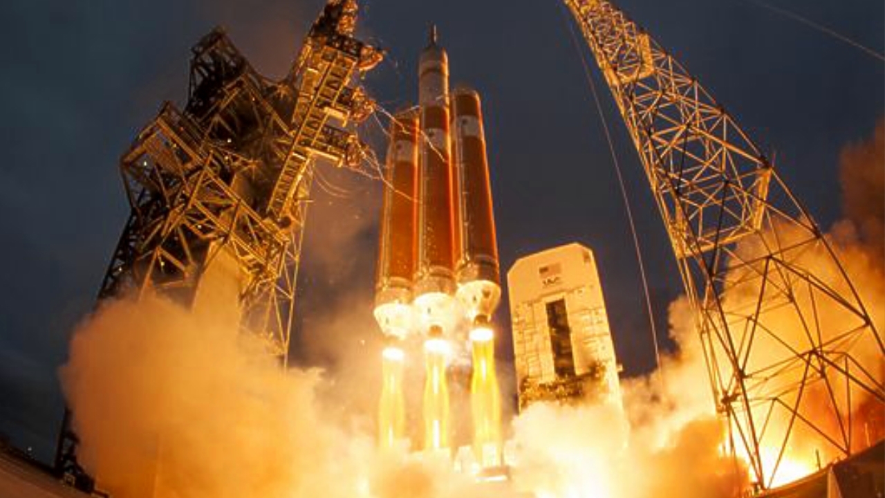 ULA plans June launches of Delta Heavy, Atlas V rockets